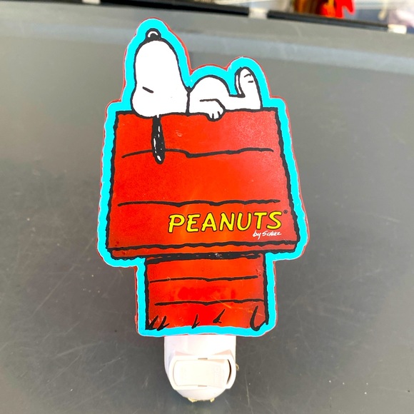 Other | Snoopy Night Light Open Road Brands Peanuts Snoopy And ...